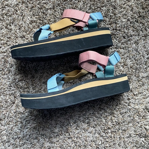 Teva | Shoes | Teva Flatform Universal Adjustable Platform Sandal Rose ...